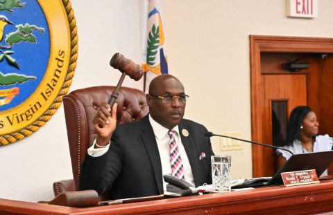 LEGISLATURE HOLDS SPECIAL SESSION